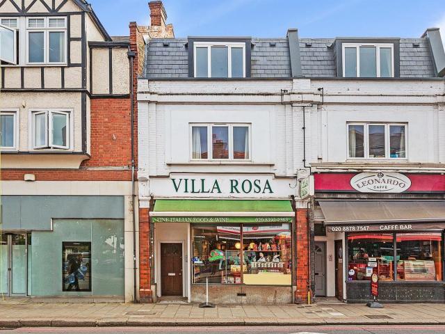 2 bed flat to rent in Upper Richmond Road West, East Sheen, SW14 | James Anderson