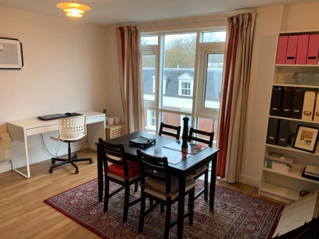 2 bed flat to rent Mary Ann