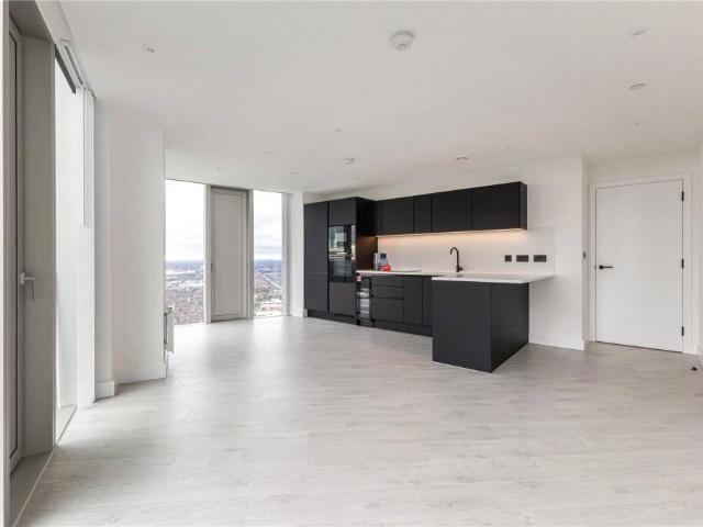 2 bed flat to rent Queens Road, New Malden KT3