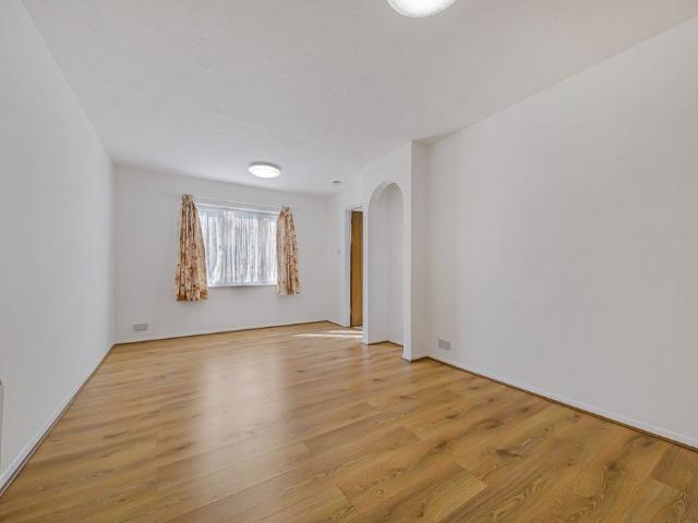 2 Bed Flat, Tooting, SW17