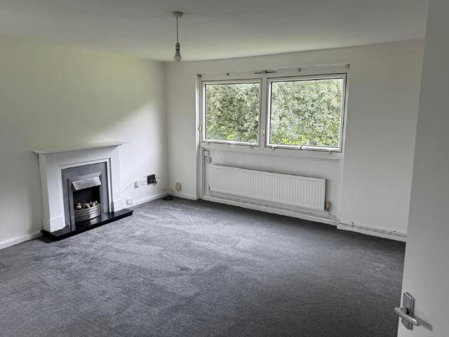2 Bed Flat, Town Lane, S61