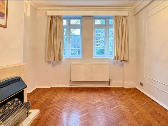 2 Bed Flat, Townshend Court, NW8