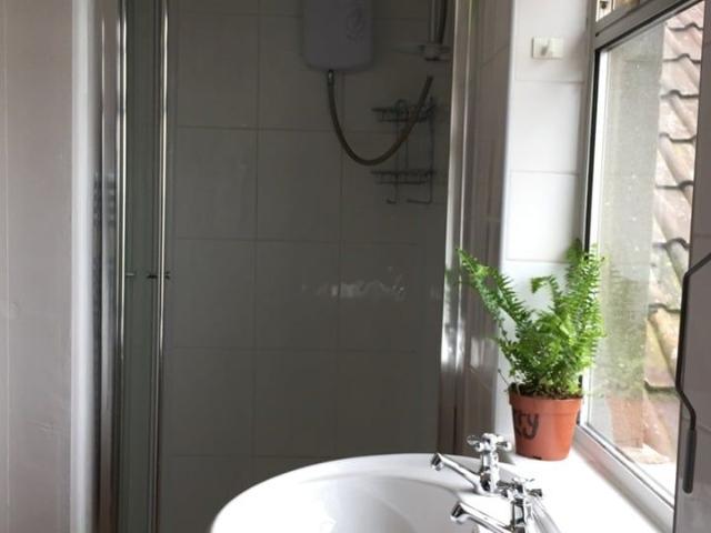 2 Bed Flat, Totterdown, BS4