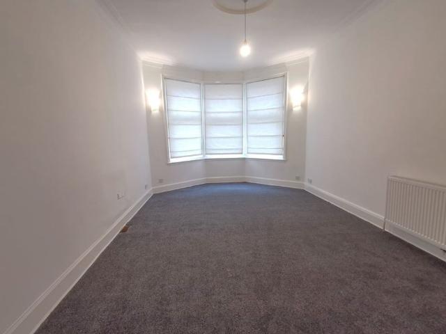 2 Bed Flat, Trefoil Avenue, G41