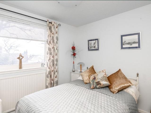 2 Bed Flat, Trinity, EH5