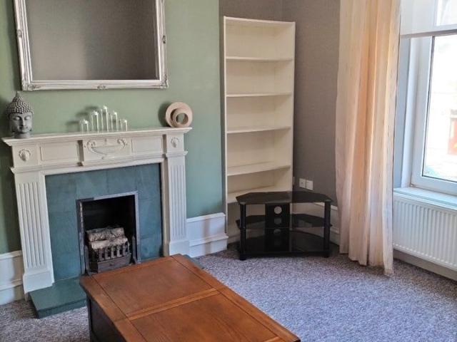 2 Bed Flat, Union Grove, AB10