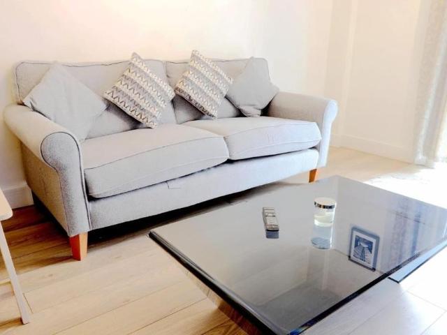2 Bed Flat, Upper Marshall Street, B1