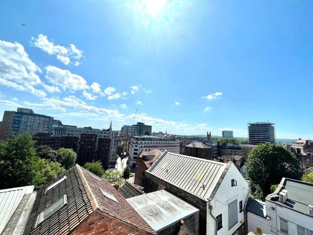 2 Bed Flat, Upper Maudlin Street, BS2