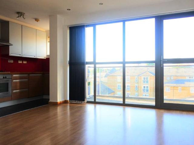 2 Bed Flat, Varcoe Road, SE16