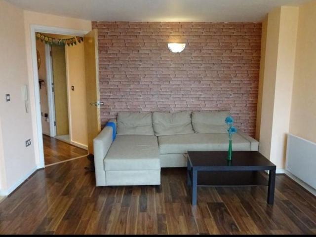 2 Bed Flat, Velocity South, LS11