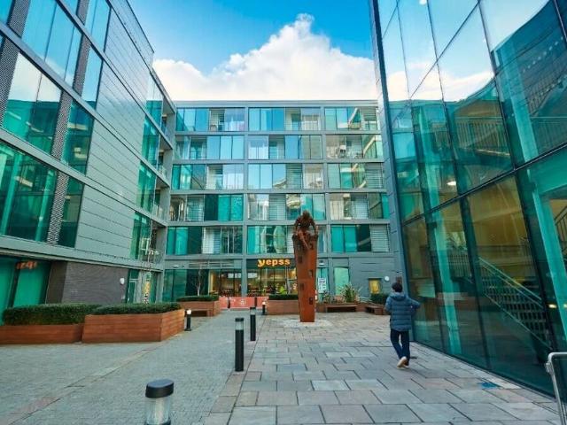 2 Bed Flat, Velocity Village, S1