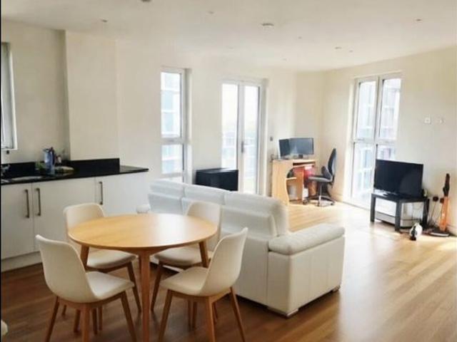 2 Bed Flat, Venice House, HA0