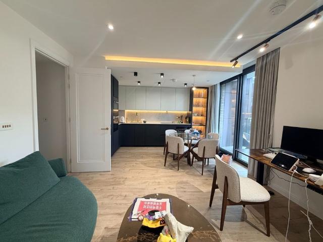 2 Bed Flat, Vermont House, EC1V