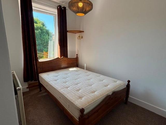 2 Bed Flat, Victoria Road, AB11