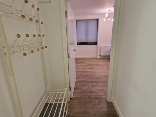 2 Bed Flat, Viscount House, NW10