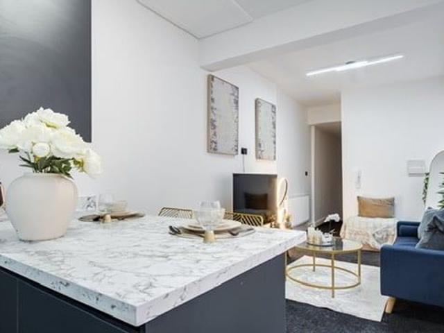 2 Bed Flat, Vittoria Street, B1