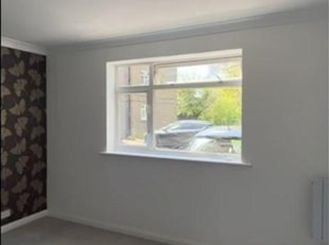 2 Bed Flat, Waldronhyrst, CR2