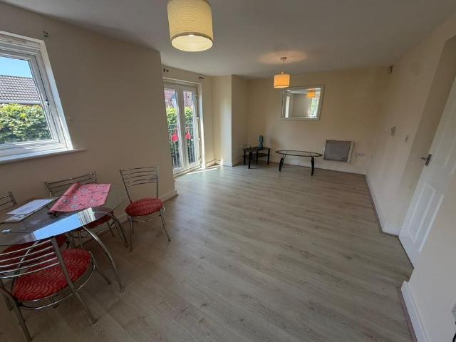 2 Bed Flat, Waltheof Road, S2