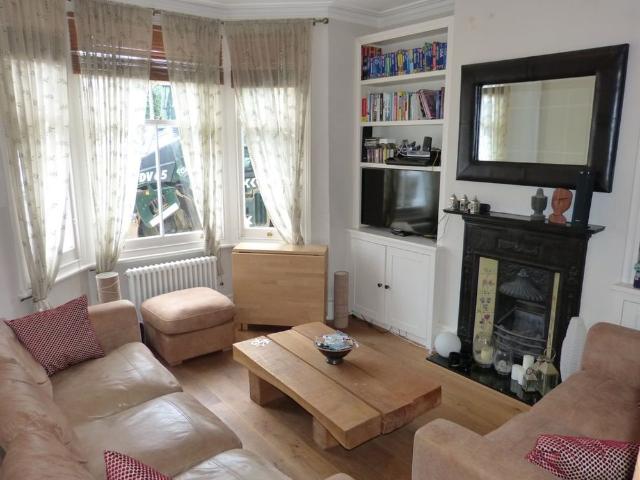 2 Bed Flat, Wandsworth, SW18