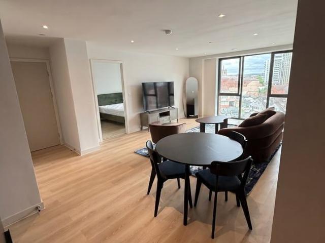 2 Bed Flat, Waterhouse Tower, M3