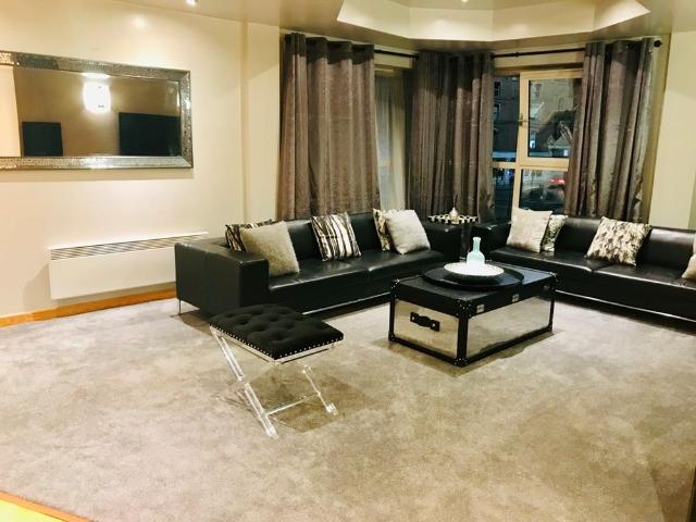 2 Bed Flat, Waterloo Street, LS10