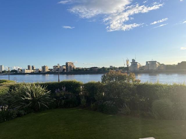 2 Bed Flat, Waterman Building, E14
