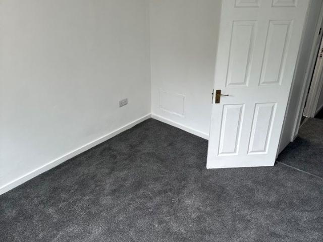2 Bed Flat, Wellesley Road, CR0