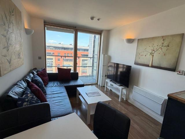 2 Bed Flat, Wellington Street, LS1