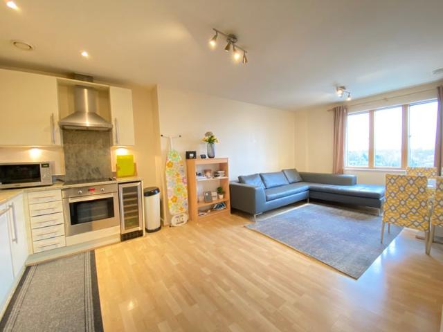 2 Bed Flat* West Ealing* Luminosity Crt* W13