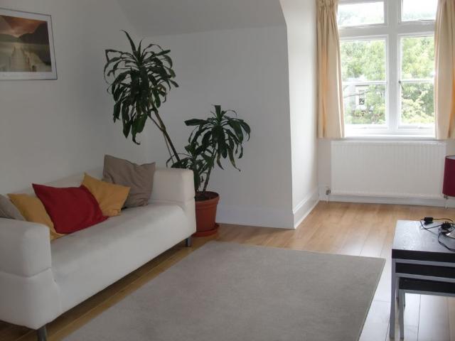 2 Bed Flat, West Hampstead London, NW6