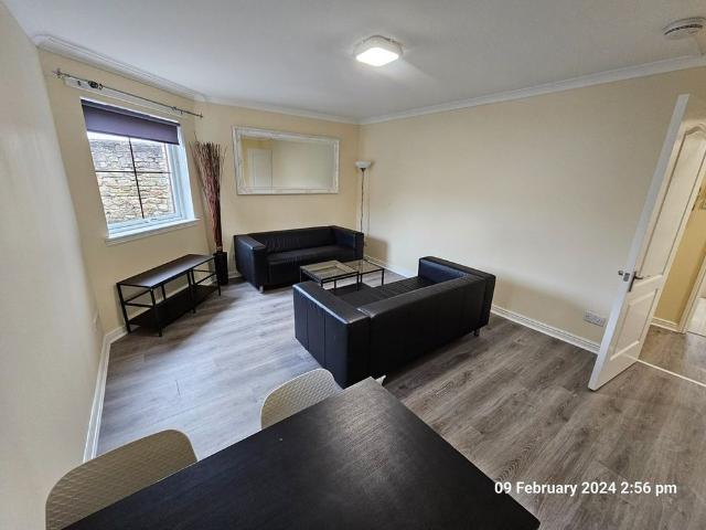 2 Bed Flat, Westercraigs Court, G31
