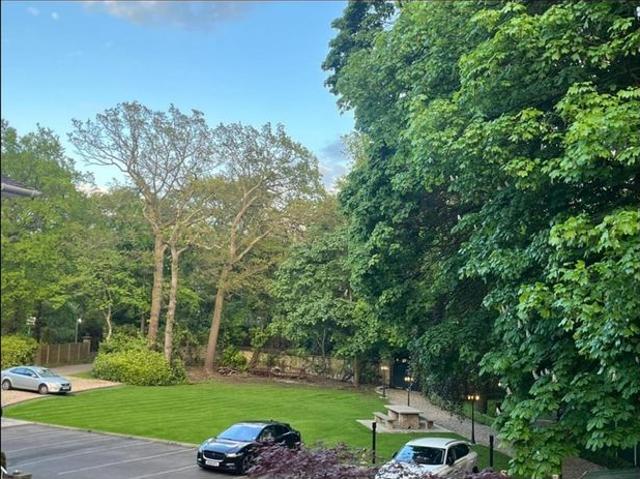 2 Bed Flat, Wetherby Road, LS8