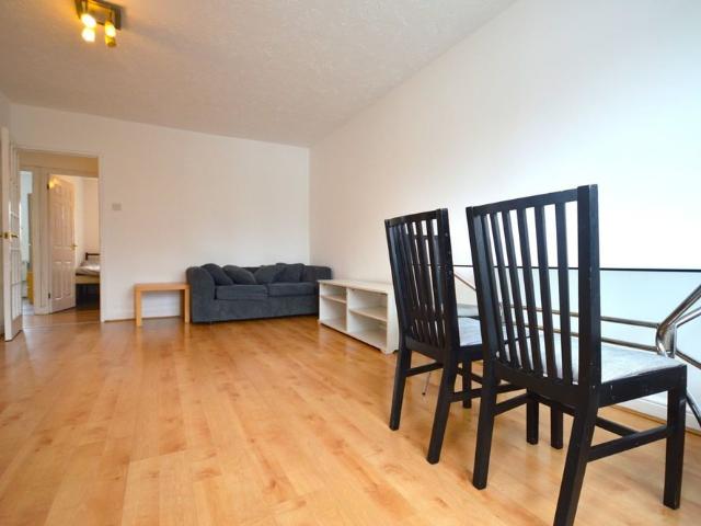 2 Bed Flat, Wheat Sheaf Close, E14