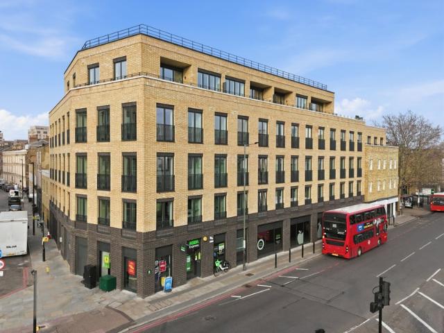 2 Bed Flat, White Horse Road, E1