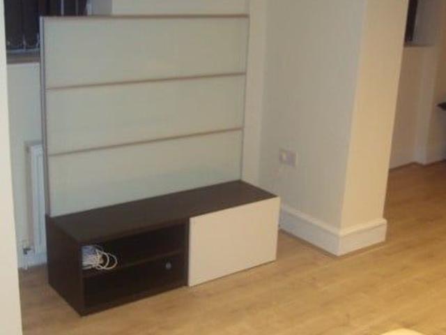 2 Bed Flat, Wilbraham Road, M14