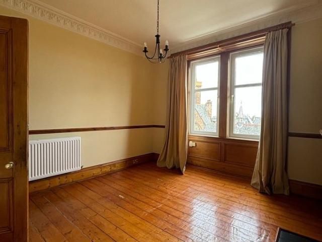 2 Bed Flat, Willowbrae Road, EH8