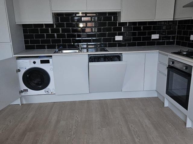 2 Bed Flat with 2Bthrooms in Great location