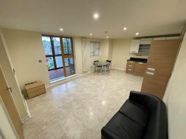 2 Bed Flat, Woolwich Road, SE10