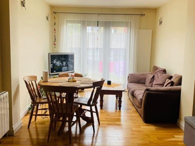 2 Bed Flat, York Road, N11