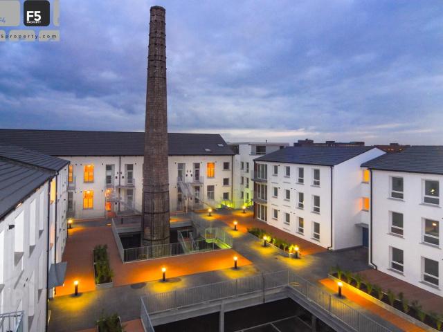 2 Bed Flat