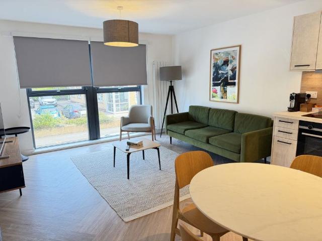 2 Bed Flat