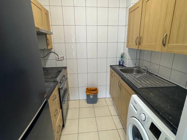 2 bed flat 2 mins walk All Saints, Chrips st marke