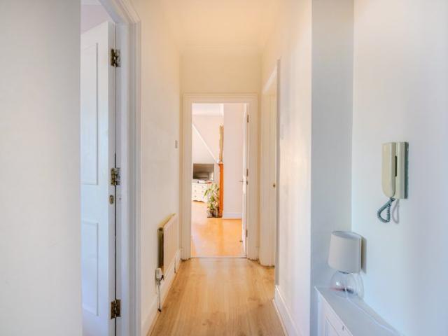 2 Bed Flat