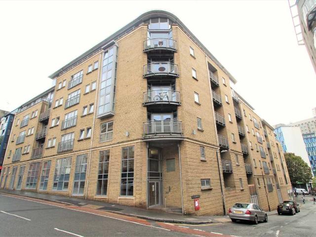 2 bed Flat