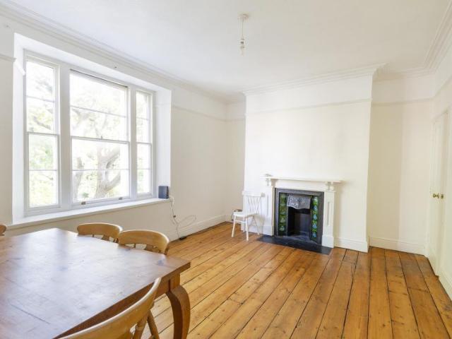 2 Bed Flat
