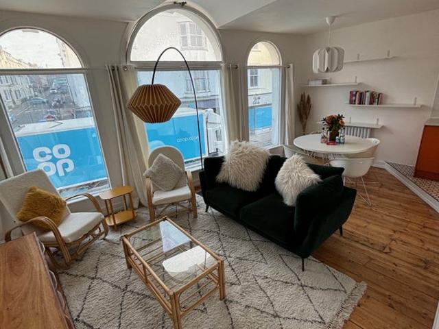 2 Bed, Furnished except one bedroom, Kemptown