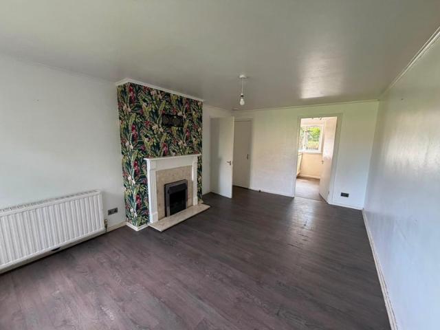 2 Bed Ground Floor Flat
