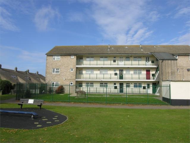 2 bed Ground Floor Flat To Let