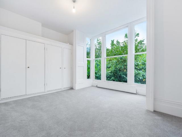 2 bed Ground Floor Flat to Let for rent in Prince Imperial Road, Chislehurst, Kent