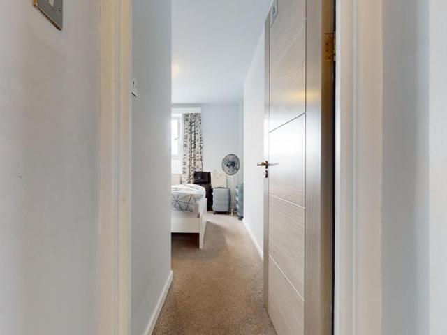 2 bed great view near Hammersmith